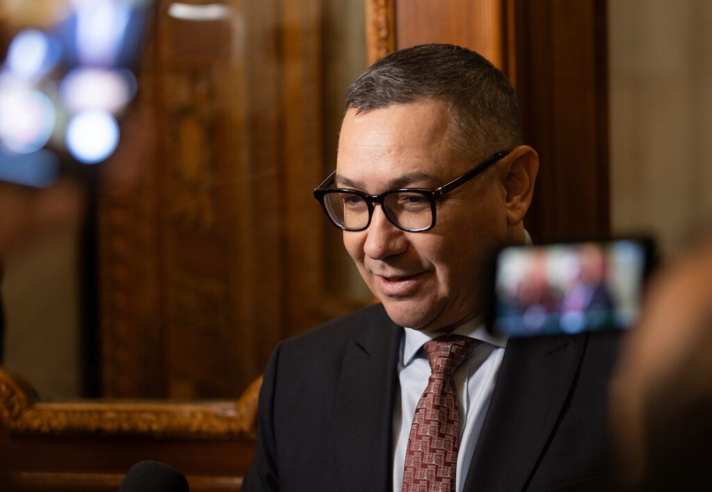 Victor Ponta solicită retragerea USR de la conducerea guvernului după ...